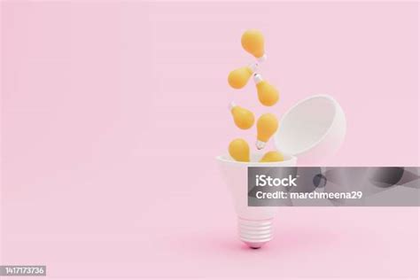 분홍색 배경에 흰색 전구 안에 떨어지는 노란색 전구 창의적인 사고 아이디어와 혁신 개념 3d 렌더링 그림 성공에 대한 스톡 사진 및 기타 이미지 Istock
