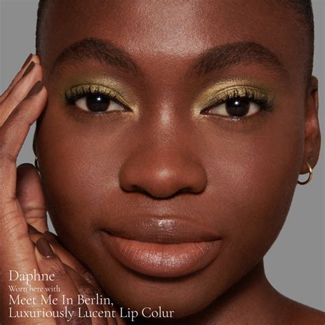 Liquid Lurex Eyeshadow Daphne Lisa Eldridge