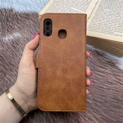 کیف گوشی Galaxy A20 Galaxy A30 سامسونگ چرم مگنتی جاکارتی محافظ لنزدار