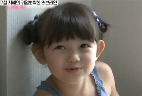 뉴진스 다니엘 어릴때  Mlbpark