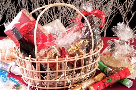 Christmas T Baskets Diy And Hamper Themed Ideas For Families