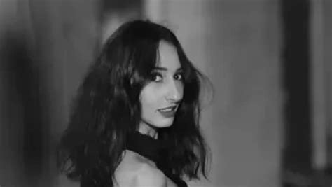 რუსკა მაყაშვილმა იმიჯი შეიცვალა ნახეთ ფოტო