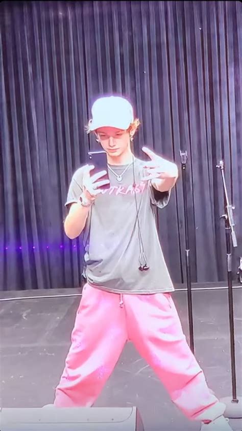 Payton Знаменитости Молодые знаменитости Французские девушки