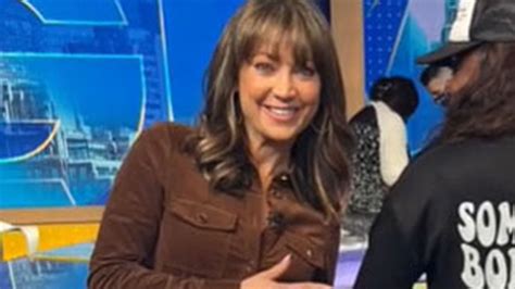Gmas Ginger Zee Stuns In Sexy Brown Dress As She Shares New Behind The