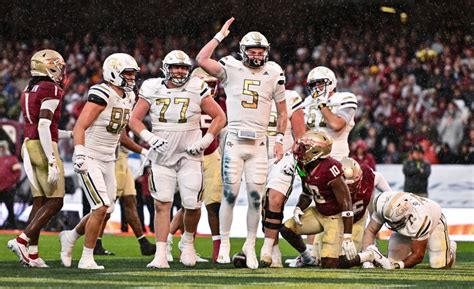 College Football Season Kicks Off With Spectacular Show In Dublin