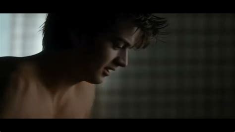 Stranger Things Season 1 Nancy And Steve Kissing Scenes Youtube