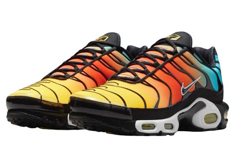 Buy Nike Air Max Plus Baltic Blue Safety Orange Kixify Marketplace