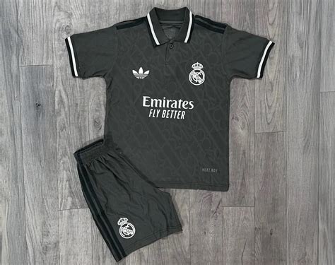 قميص ريال مدريد التخيلي 2025 دراجون فيوري ميرور أوريجنال