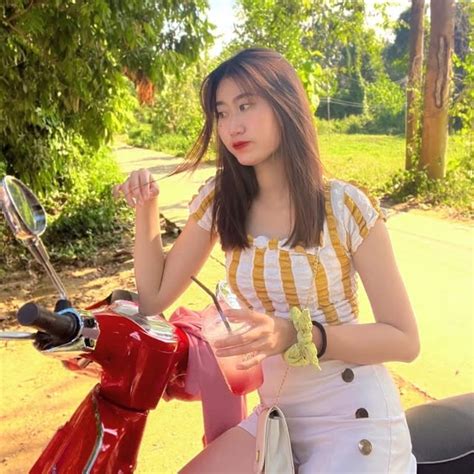 นาแรน Nanzy Ny • Threads Say More