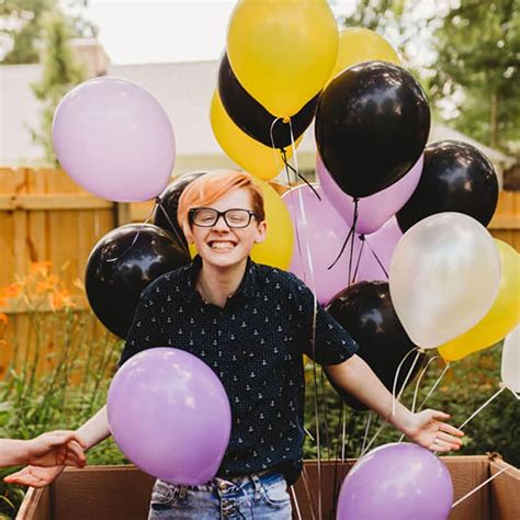 We Got It Wrong Familys Gender Reveal For Non Binary Son 17 Goes Viral The Latch
