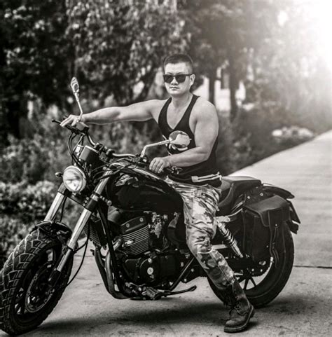 Excel如何批量添加前綴和后綴？簡單一招，教你搞定！ 辦公技巧 Excel 干貨分享 辦公軟件 行者沐然 Facebook