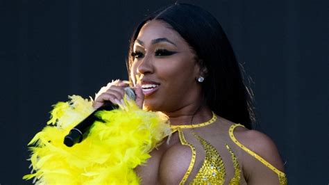 Yung Miami Does U Turn On Golden Showers Confession Hiphopdx