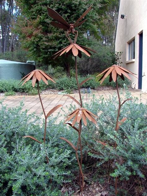 40 Beautiful Rusted Metal Art Works — Boredart