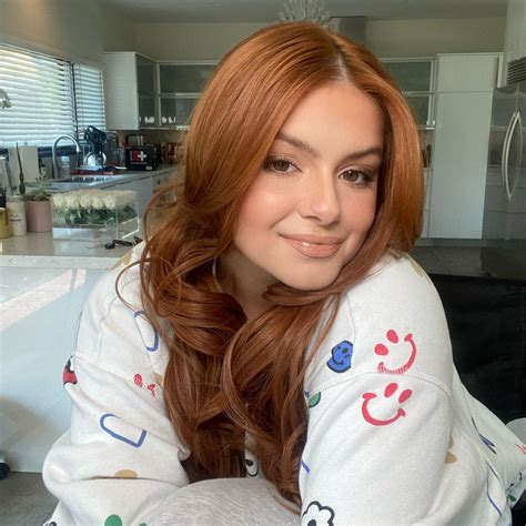 Ariel Winter 2022