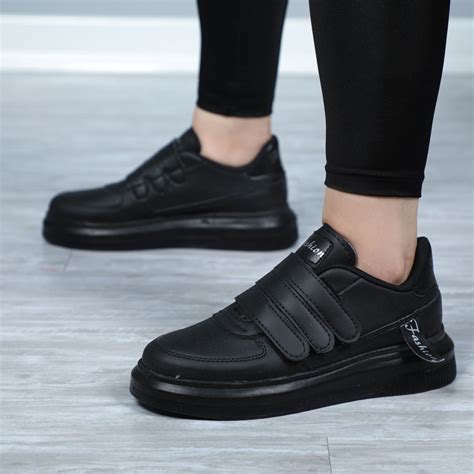 کتونی دخترانه سه چسب مشکی تمام فروشگاه اینترنتی حاج عمو