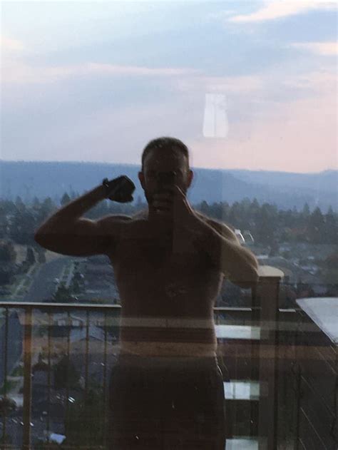 25m M4f Orangecounty Online Any Hungry Girl To Eat My Lollipop 🍭