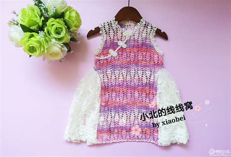 一块布变裙子 一块布缠绕成衣服 一块布围起来的裙子 大山谷图库
