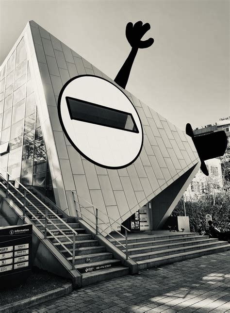 Broken Bill Cipher Statue