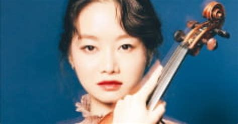 이 아침의 바이올리니스트 세계 최고 클래식 음반사가 반한 김봄소리