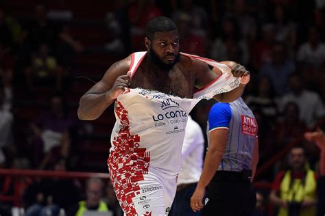 Eric Paschall Makes Scandalous European Debut In Italy