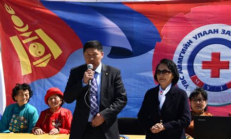 Өнөөдөр Олон улсын Улаан загалмайн өдөр тохиож байна