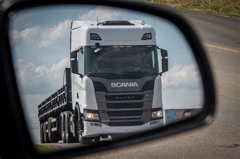 Heavy Vehicle Production Overcomes 2021 Volume Autoindústria