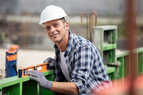 건설 현장에서 정신 수준으로 일하는 노동자 사진 배경 및 무료 다운로드를위한 그림 Pngtree