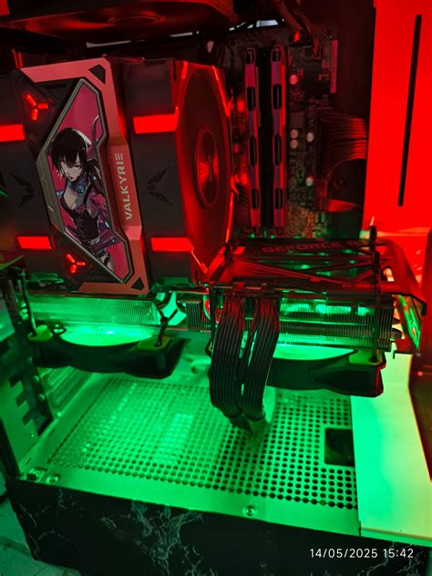 Extreme It กลุ่มสำหรับคนรักการแต่งคอมพิวเตอร์ ตอนแรกจะเอาไปซ่อม แต่ราคาที่ช่างเสนอมันสูงเลยจับ