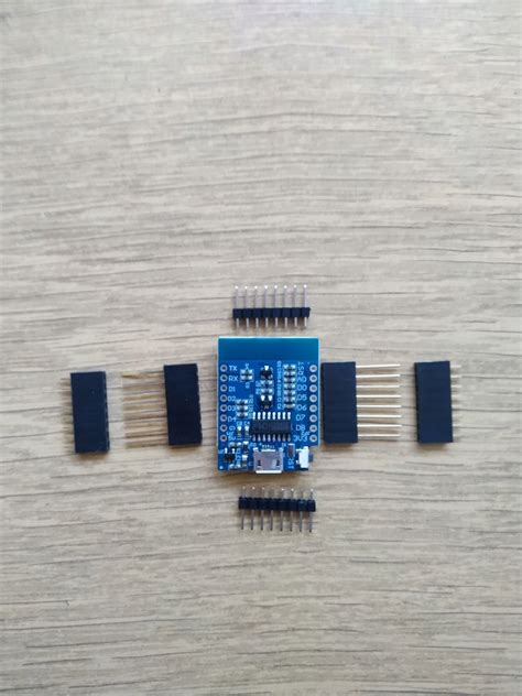 Moduł Wifi Esp8266 Nodemcu Wemos D1 Mini Arduino 8081679398