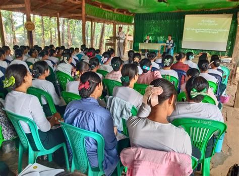 Myanmarnationalpost ကျိုက်ထိုမြို့နယ်တွင် ကျောင်းကျန်းမာရေး မှတ်တမ်းကတ်အသုံးပြုခြင်းဆိုင်ရာ သင