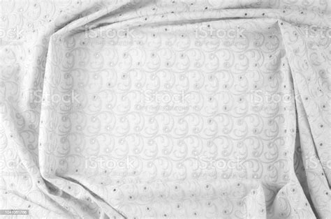 직물의 질감 배경입니다 천공된 동그라미와 천입니다 흰색 배경입니다 점 라인의 추상 기하학적 패턴입니다 그래픽 현대적인 패턴입니다 중립 백색 리넨 직물 배경 닫기 최대 투명