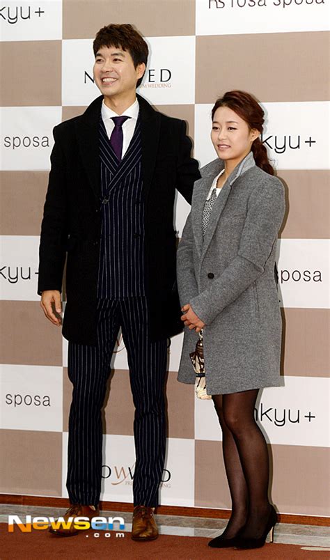 포토엔 박수홍 박수애 ‘실제 부부처럼 다정하게~ 손에 잡히는 뉴스 눈에 보이는 뉴스 뉴스엔