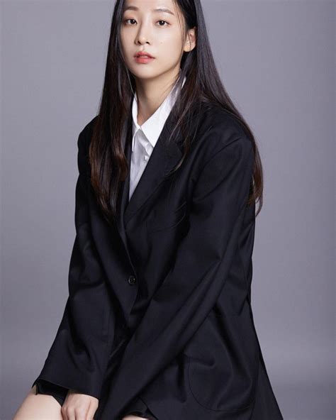 Lee Seo Bin Picture Hancinema