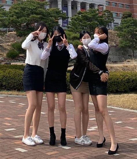 가장 친한 친구에 있는 김유은님의 핀 피트니스 패션 교복 스타일 여자 교복