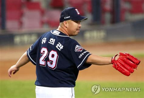 고침 스포츠두산 유희관 8년 연속 10승 성공 매일경제