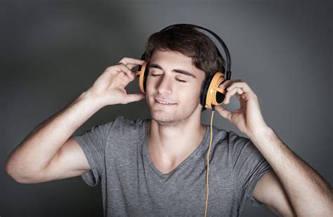 Are Headphones Considered Input Or Output Devices SoundGearLab