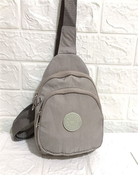 🌺🌈 กระเป๋าคาดอกขนาด 8 นิ้ว🌸🌈doraemon Kitty สีพื้น🌟⚡️⚡️ Th