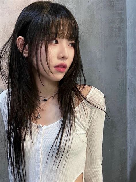 Long Hush Cut With Blunt Bangs Side Bangs Hairstyles Haircuts For