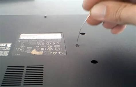 Laptop Only Works When Plugged In Why And How To Fix It