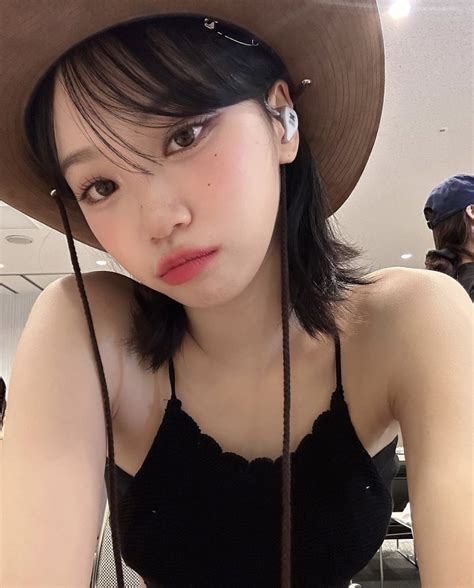 [잡담] 김채원 인스타 미침… 인스티즈 Instiz 연예 카테고리