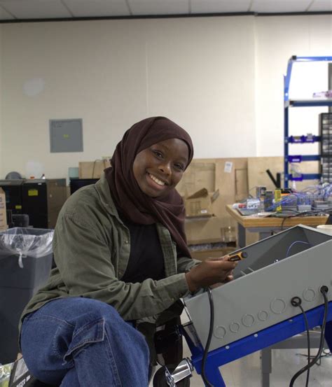 Intern Roboticsengineer Internship Robotics Unloadingrobot Trailerunloadingrobot