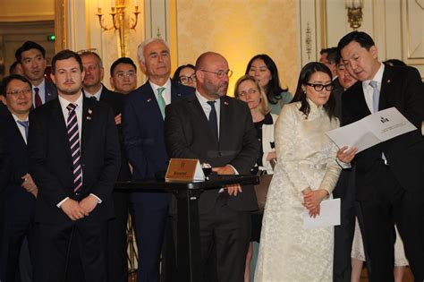 Парис дахь Парис дахь Монгол Улсын Элчин сайдын яам