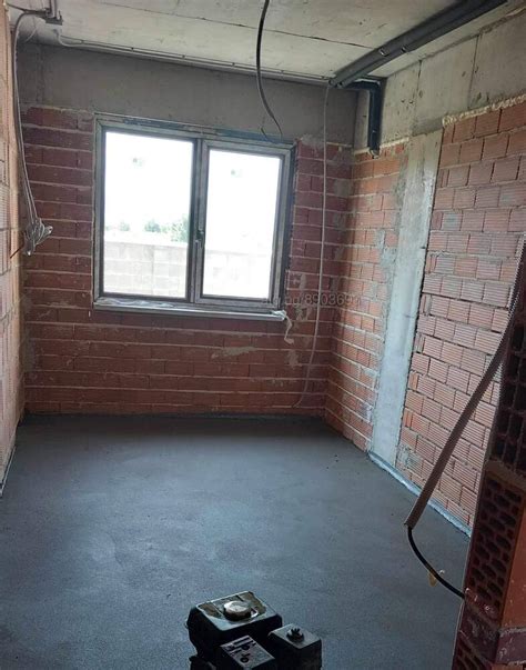 Подови замазки и Турбозол Строителни услуги София Здравейте ние сме бригада която се