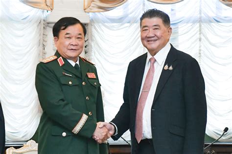 พลโท อาวุโส ฮวาง ซวน เจี๋ยน รัฐมนตรีช่วยว่าการกระทรวงกลาโหมสาธารณรัฐสังคมนิยมเวียดนาม เข้าพบ