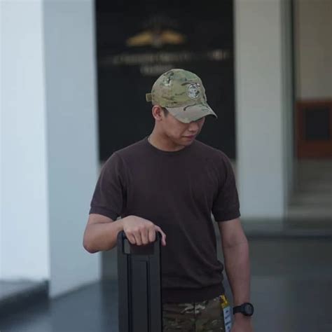 เปิดวาร์ป อิคคิว แฟน จีจี้ เน็ตไอดอลชื่อดัง ประวัติไม่ธรรมดา