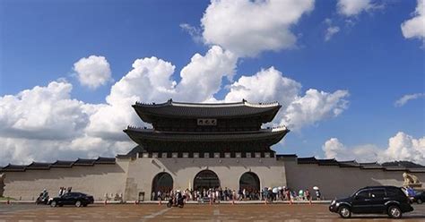 광화문이 본래 위치서 14m 뒤로 삐딱하게 틀어진 사연 중앙일보