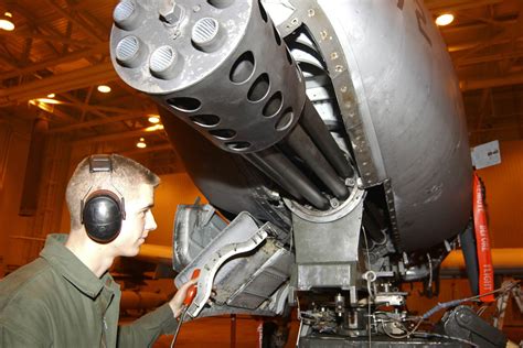 30mm Gau 8 Round How A A 10 Warthogs “gau 8 Avenger” Works Efvhtb