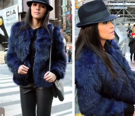 M L нова синя коротка шуба штучна жіноча стильна — ціна 790 грн у каталозі Шуби Купити жіночі