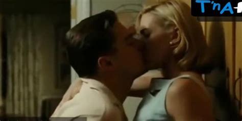 Celebrity Kate Winslet In Lesbian Sex Scene In Ammonite Saoirse Ronan