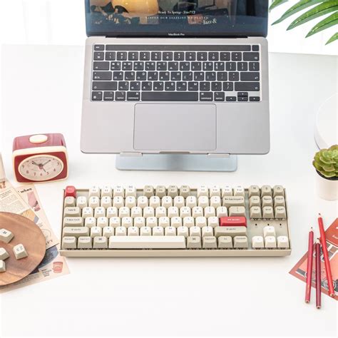 키크론 K8 Pro 레트로 알루미늄 Rgb 핫스왑 무선 블루투스 커스텀 기계식 키보드 텐키리스 사무실 사무용 게이밍 감도 깊은 취향 셀렉트샵 29cm